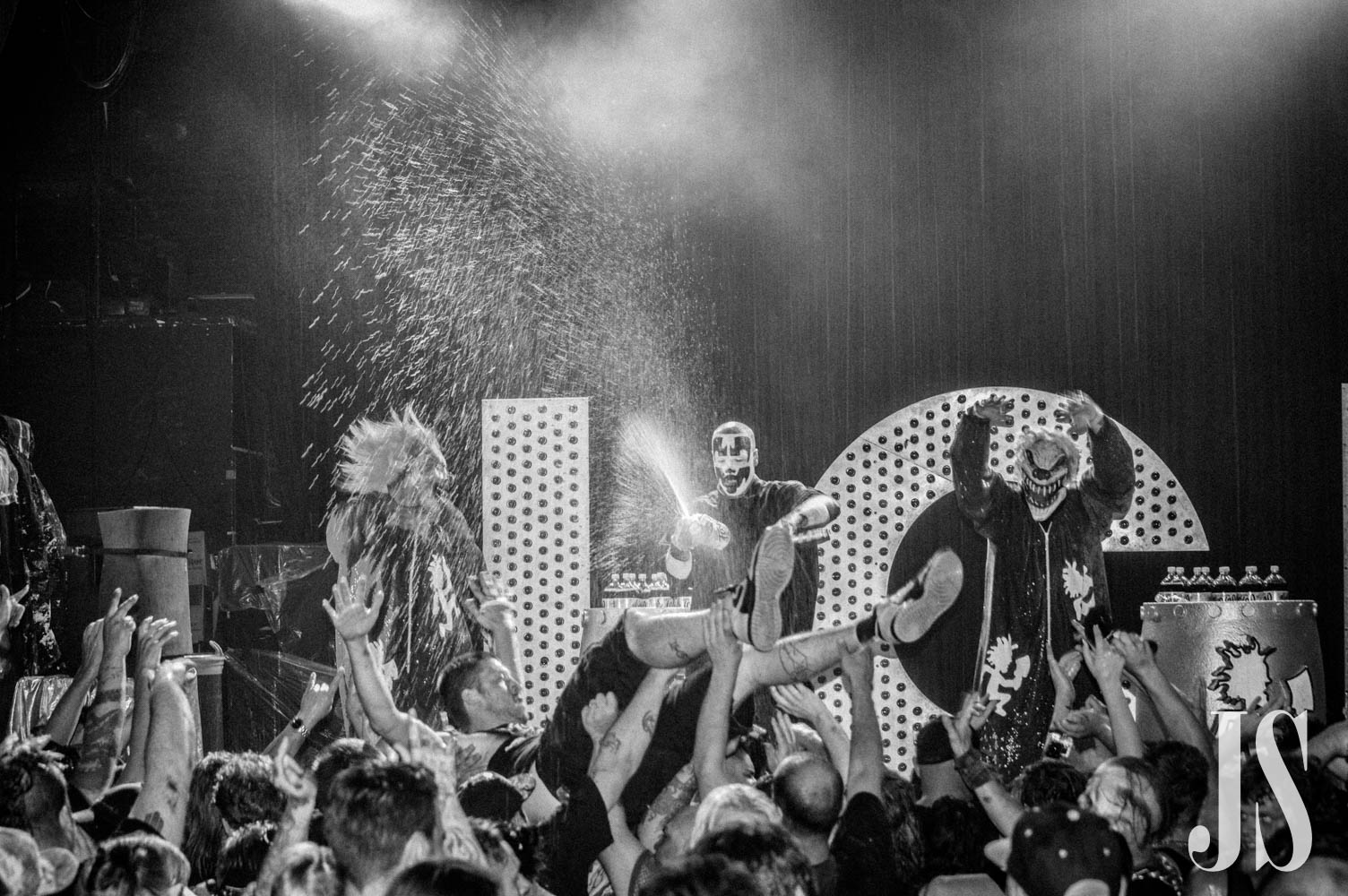 The 5 Unavoidable things you’ll experience at an ICP show